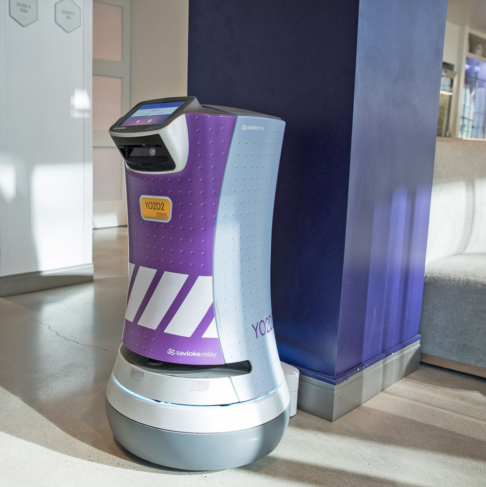 Introducing YO2D2: YOTEL Boston’s newest crew member – world itineraries