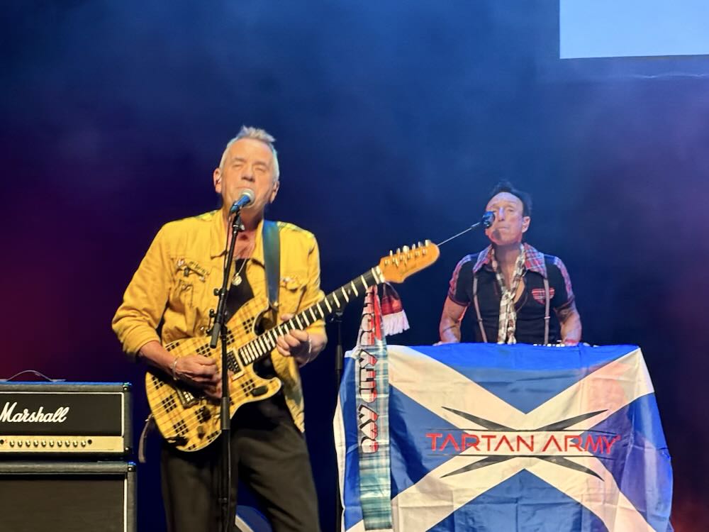Bay City Rollers Roll Back The Years – world itineraries